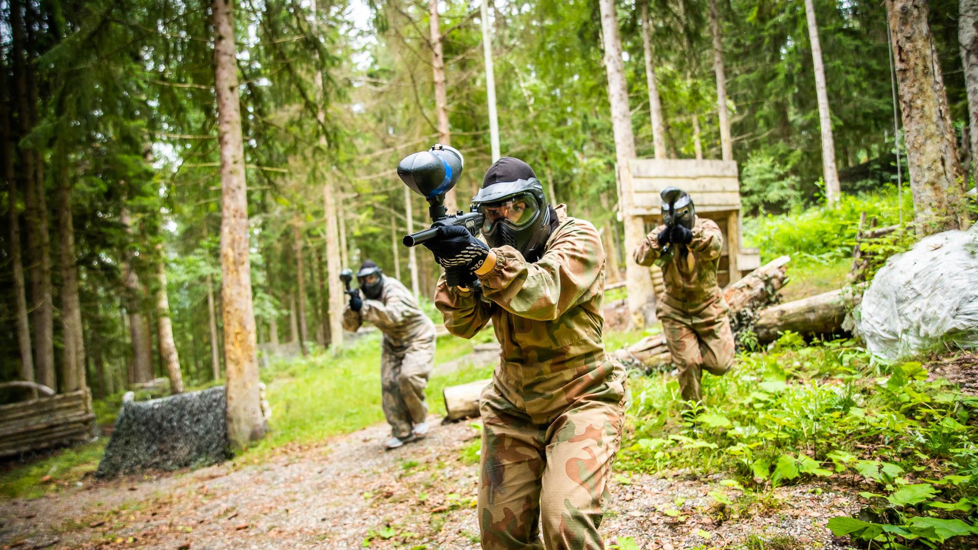 Paintball War Game: Sensasi Adrenalin dan Strategi di Lapangan ...